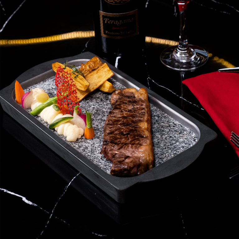 Moonlight Restaurant không gian ẩm thực đậm chất Châu Âu - Moonlight ...