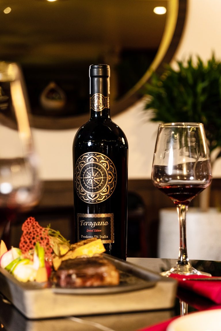 Moonlight Restaurant không gian ẩm thực đậm chất Châu Âu - Moonlight ...