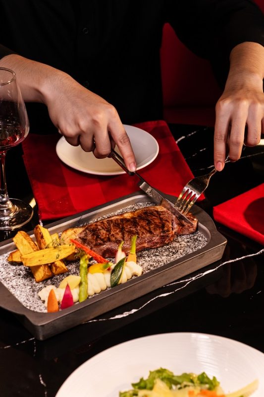 Moonlight Restaurant không gian ẩm thực đậm chất Châu Âu - Moonlight ...